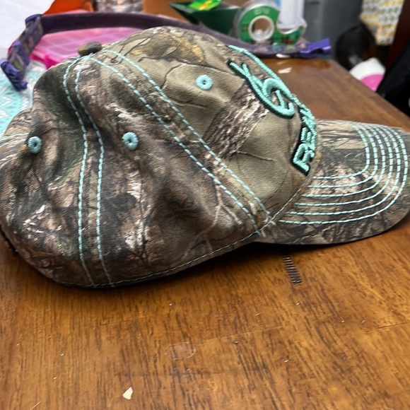 Realtree | Accessories | Realtree Camo Trucker Hat Adjustable Strap ...